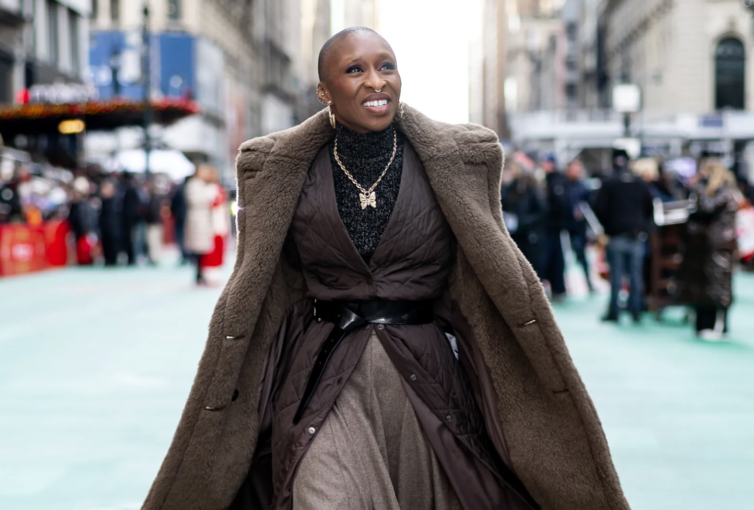 Cynthia Erivo Opens Thanksgiving Day Parade With Magical Performance ...