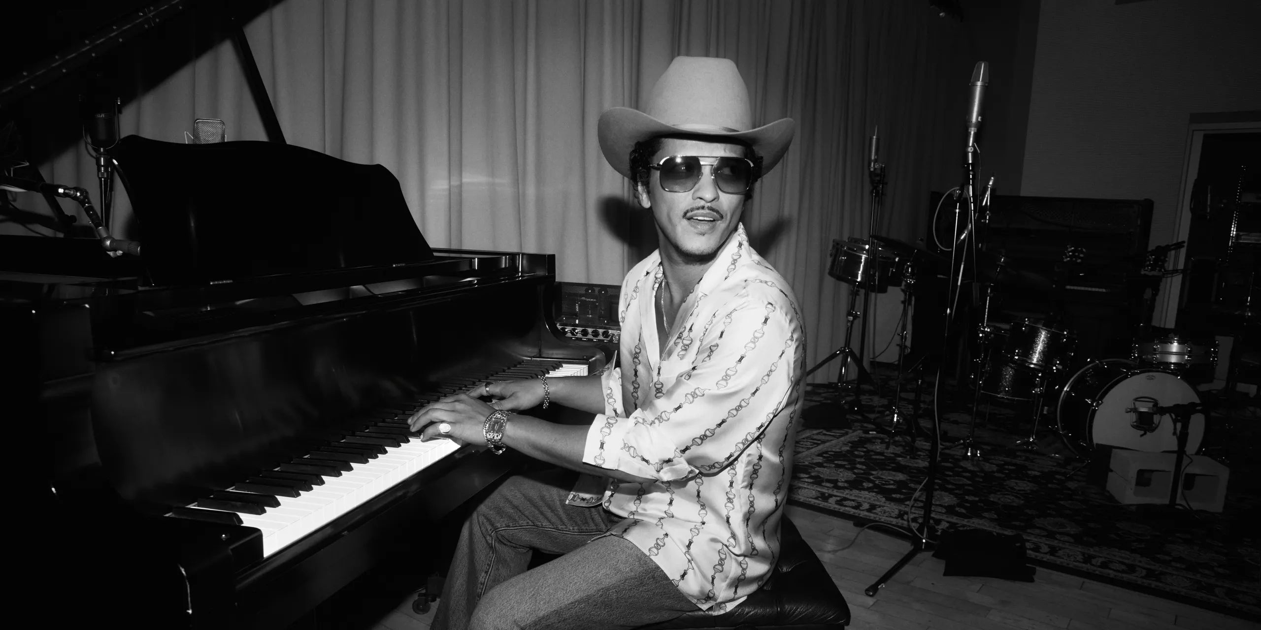 Bruno Mars' First Album in a Decade Drops Next Month – Vinyl Castle